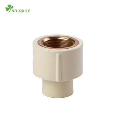 Китай ASTM 2846 Стандарт CPVC/PVC женский адаптер латуни с индивидуальными опциями монтажа продается