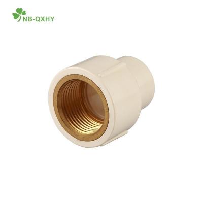 Cina ASTM 2846 CPVC/PVC femminile adattatore di ottone con opzioni di montaggio personalizzate in vendita