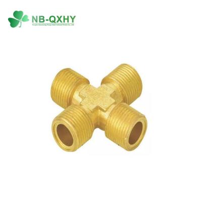 Cina Fitting in ottone a quattro vie standard GB per la personalizzazione della pompa dell'acqua in vendita