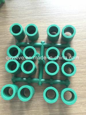 Cina Fittings PPR per l'approvvigionamento di acqua calda e fredda ad angolo di 90° in vendita
