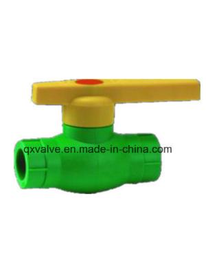 Cina Connessione di saldatura 45° Elbows PPR Pipe Fittings for Provide Replacement Services in vendita