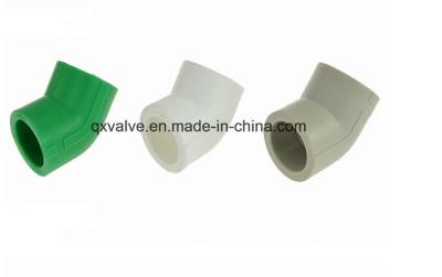 Cina Forgiato PP-R Pipe Fitting Accoppiamento Elbow Tee Union e più per applicazioni versatili in vendita