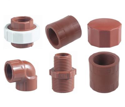Cina Fitture di saldatura per tubi a gomito in plastica marrone caldo Pph/PP con standard BSPT in vendita
