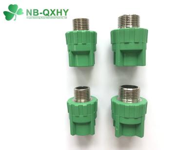 Cina DIN Standard PPR Pipe Fittings Messina Maschio Accoppiamento flessibile o rigido Personalizzazione in vendita