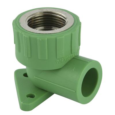 Cina Fittings di tubi PPR per l'approvvigionamento idrico provenienti dalla Cina, di sezione trasversale rotonda, da 20 mm a 160 mm in vendita