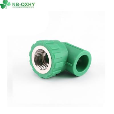 Cina Fittings di tubi PPR per l'approvvigionamento idrico provenienti dalla Cina, di sezione trasversale rotonda, da 20 mm a 160 mm in vendita