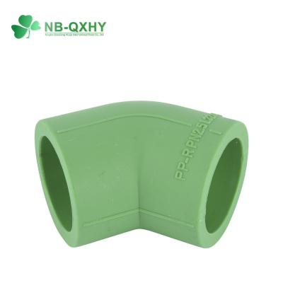 China Personalização de tubos de PPR de 45 graus, cotovelo para água quente de 20 mm a 160 mm Personalização à venda