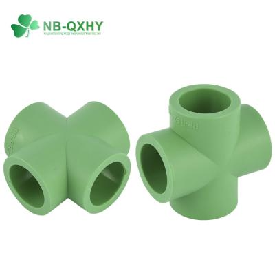 Cina Pipe PPR con gomito a 90 gradi per richieste personalizzate in tubi per acqua calda e fredda in vendita