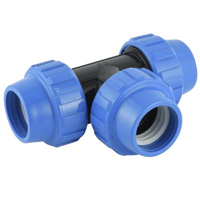 China Cor clara PP compressão de ajuste para irrigação PP Clamp Saddle em 16mm-110mm 1/2 