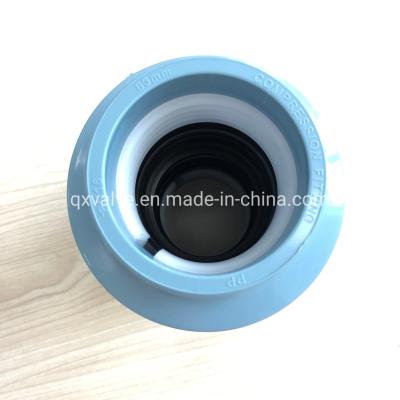 China Acessórios de compressão de PP para tubos de irrigação de 16 mm a 110 mm 1/2 