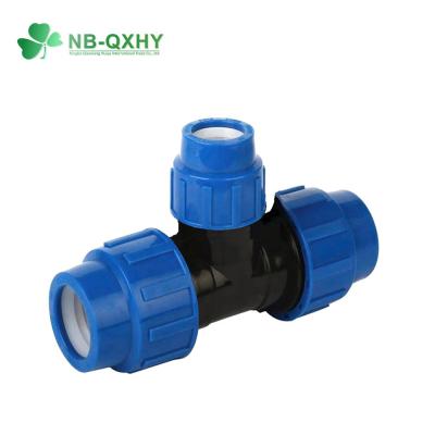 China Irrigação Tubo de compressão de PP Fitting Tee Verniz Pintura igual Tee Fios masculinos Tee à venda