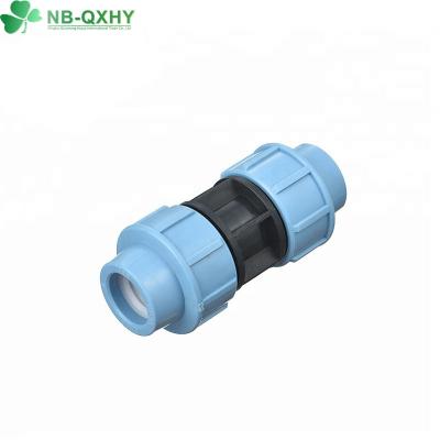 Cina Pn16 PP Italia Fittings per tubi di tipo con design uguale e finitura blu profondo in vendita