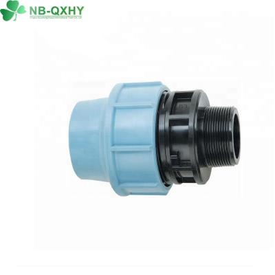 Cina Fittings di compressione in PP di colore chiaro per tubi di approvvigionamento idrico resistenti alla corrosione in vendita