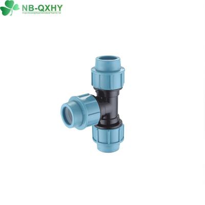 Cina Fittings di compressione in PP di colore chiaro per tubi di approvvigionamento idrico resistenti alla corrosione in vendita