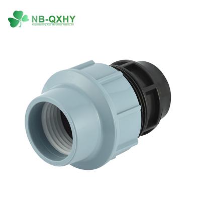 Cina Fitting di tubi di compressione rapida in PP PE per tubi di irrigazione a grandezza naturale in vendita