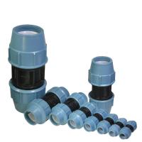 China PP Compression Fittings Plastic PP Union Coupling 90 Degree Tee for Irrigation System for sale