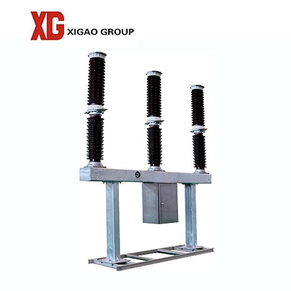 Outdoor High Voltage Sulfur Hexafluoride Circuit Breaker 126kV AC 50HZ