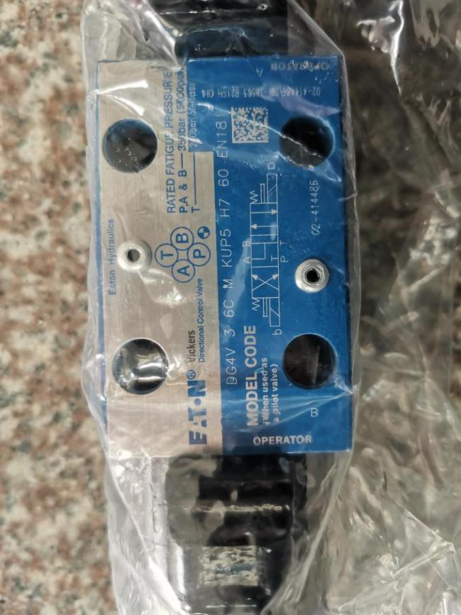 CE Sany Reach Stacker Parts , Electromagnetic Directional Valve 0