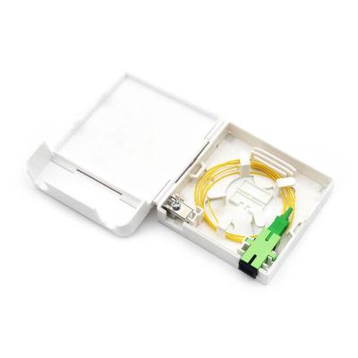 Cina FTTH 4 Core Terminal Box Fibra ottica cabli ottici interni in vendita