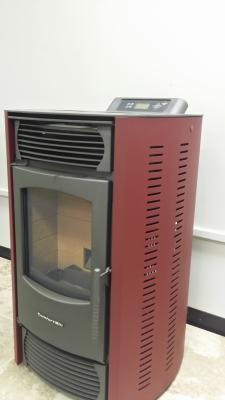 China 89% Efficiency Small Space Pellet Stove Living Room With CE / UL / EPA Certificate for sale