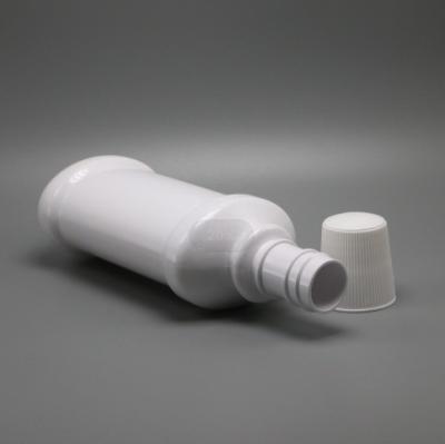 China PET-plastic mondwaterfles met lange nek 250 ml voor lege witte mondwasverpakking Te koop