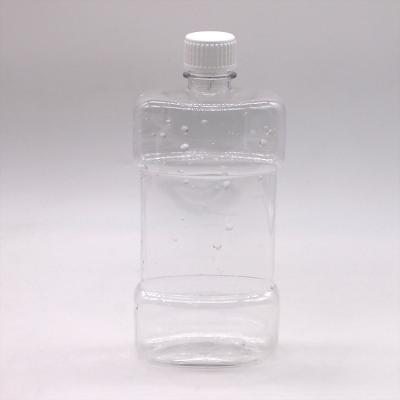 Cina Stampa a schermo 500 ml PET forma unica Acquapocchiaio Liquido Bottiglia di plastica con tappo a vite in vendita