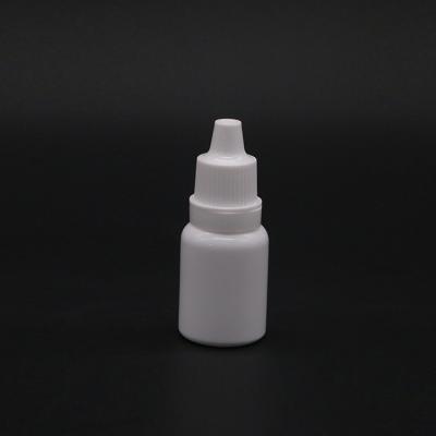 Cina Bottiglia per gocciolante di liquido per occhi in plastica LDPE da 10 ml con colori personalizzati e tappo a prova di manomissione in vendita