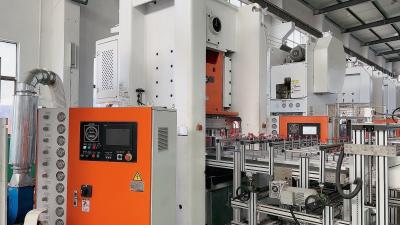 Китай Алюминиевая фольга для производства пищевых контейнеров 35-68 ударов в минуту Рабочая скорость продается