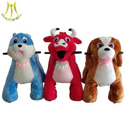 China Hansel carnival rides plush motorized animals and battery operated plush toys stuffed animals on 4 wheels for sale