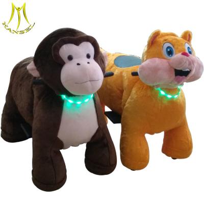 China Hansel wholesale amusement park toys electronic stuffed mountable animals for sale