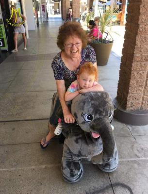 China Hansel  2018 commercial kids walking plush animales mountables electric for shopping mall for sale