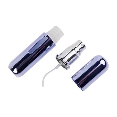 Cina Atomizzatore portatile di 0.27OZ 8ml Mini Refillable Perfume Bottle Perfume con la pompa in vendita