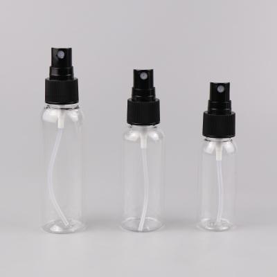 Cina Bottiglia di plastica dello spruzzo della radura fine della foschia 30ml 50ml 100ml per il cosmetico in vendita
