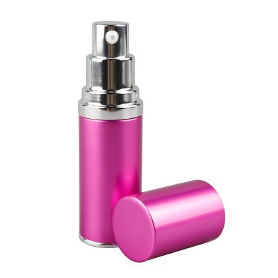 Cina erogatore senz'aria riciclabile della pompa della bottiglia di alluminio di lusso della lozione di 15ml 30ml 50ml in vendita