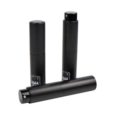 Cina Bottiglia di vetro dello spruzzo di Logo Printing Black Perfume Atomizers 0.4OZ 12ml 0.5OZ 15ml in vendita