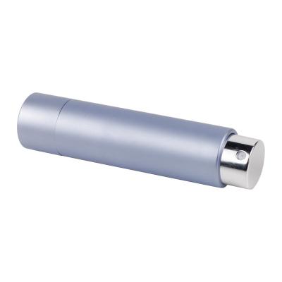 Cina Bottiglia di alluminio riutilizzabile dello spruzzo di profumo degli atomizzatori 8ml del profumo di 5ml 10ml 15ml in vendita