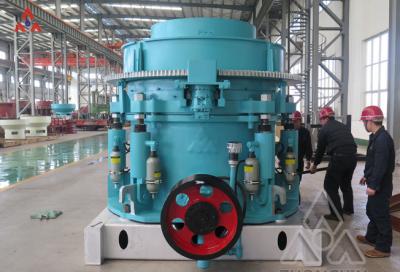 Cina Cono idraulico della roccia del multi cilindro XHP400 che schiaccia macchina in vendita