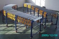 China Non-powered Flexible Skate Wheel Conveyor For Loading and Unloading Trucks for sale