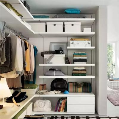 Cina White Accepted Customized New Design Walk In Closet With 18mm Mad Board in vendita