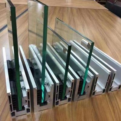 Cina Modern Stainless Steel Frameless Glass Balustrade Railings For Indoor And Outdoor in vendita