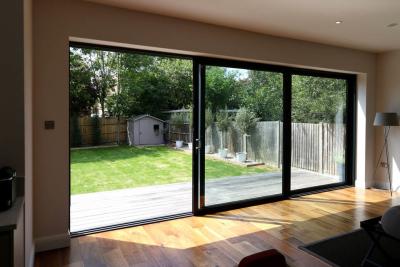 Cina Il raccordo di alluminio standard insonorizzato Windows di stili differenti UPVC ha personalizzato in vendita