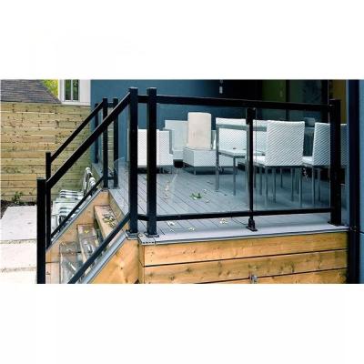 Cina Customized Aluminum Glass Balcony Railings Outdoor Designs Stair Handrail in vendita