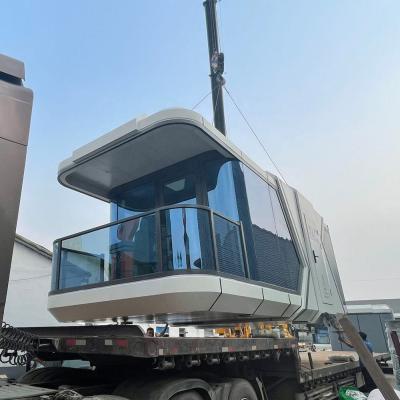 Cina Hot selling Furnished Cabin Homes Villa House 40FT Container House White Capusal Office Pod in vendita