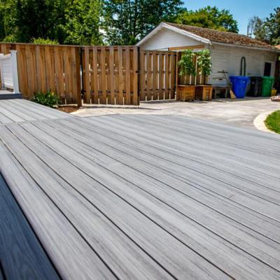 China 18mm Matt Plastic Wood Grain Flooring UV Resistant PVC Composite Decking for sale