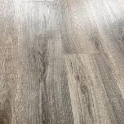 Cina Pavimentazione di legno impermeabile della plancia del vinile di clic del grano 4mm 5mm 6mm del pavimento grigio del PVC SPC del fumo in vendita