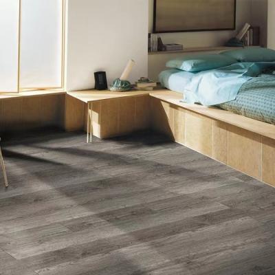 Cina plancia di lusso di legno del vinile di Cork Backed Interlocking SPC della pavimentazione del grano del Faux di 5mm in vendita