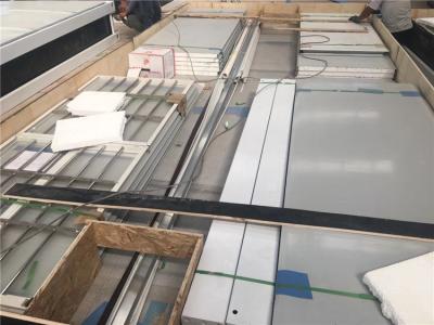 China 2.9M Height Prefab Container House Flat Pack Modular Shipping Container Hospital for sale
