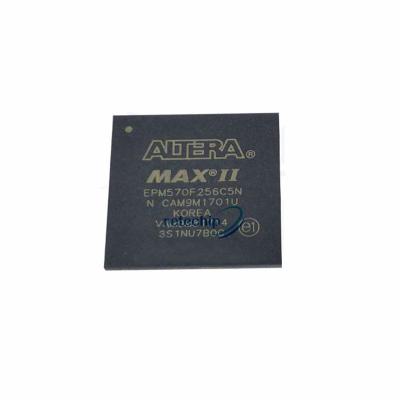 Cina Fpga IC programmabile scheggia l'IOS di macro 116 di EPM3256ATI144-10N CPLD max 3000A 256 in vendita