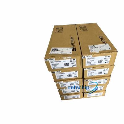 China Spaanders LFXP2-5E-5TN144C 100I/O 5K LUTs Inst- van rooster de Programmeerbare IC op SPD -5 van DSP 1.2V Te koop