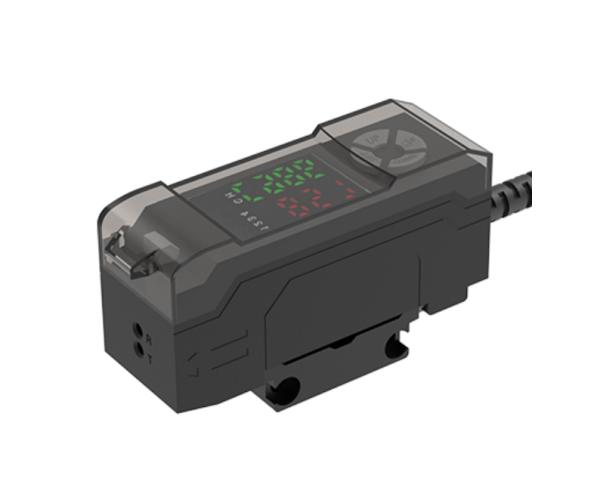 Quality Identification 15 Difference Color Mark Sensor IP65 RGB 4 Channel Color for sale